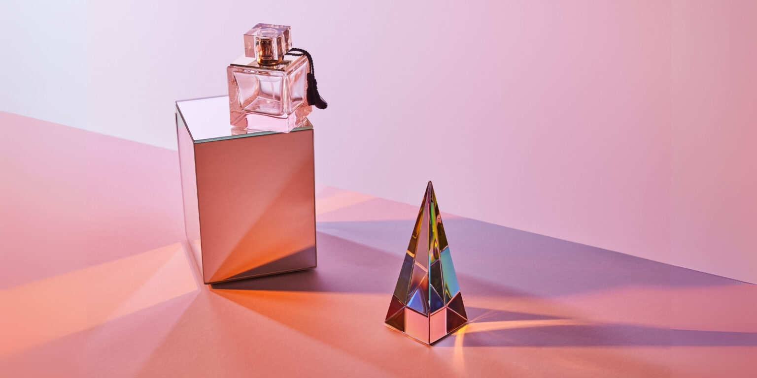 Understanding Perfume Notes and the Perfume Pyramid - Perfume Mag